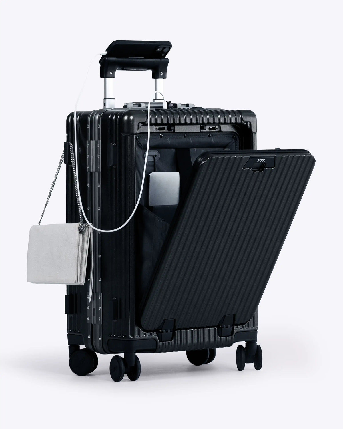 Carry-On: All-in-One 19"